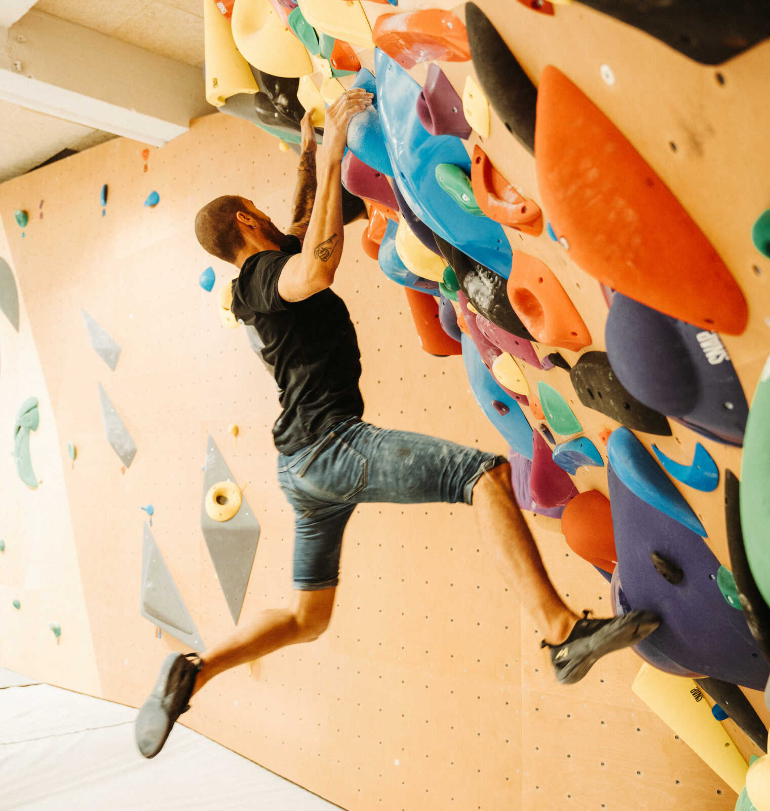 Arkose Montmartre - Salle d'escalade de bloc dans le 18ème arrondissement de Paris
